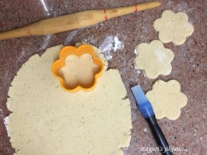 616. Kabalagala (Ugandan Pancakes)#BreadBakers - Mayuri's Jikoni