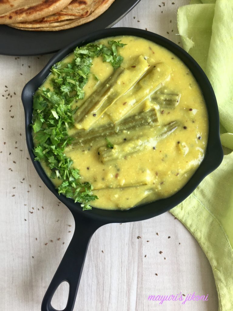 Drumstick Curry/ Saragva Nu Shaak - Mayuri's Jikoni
